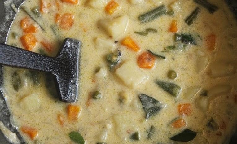 Appam with Stew Recipe | Foodcazt | Recipes | Food Magazine